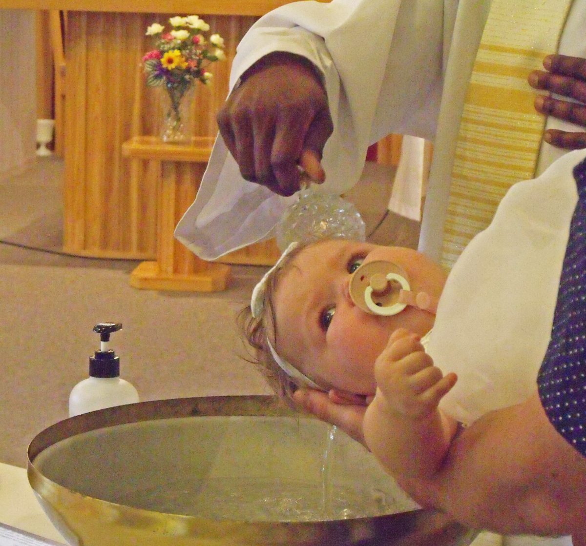 Baptême – Paroisse Notre-Dame-des-Amériques